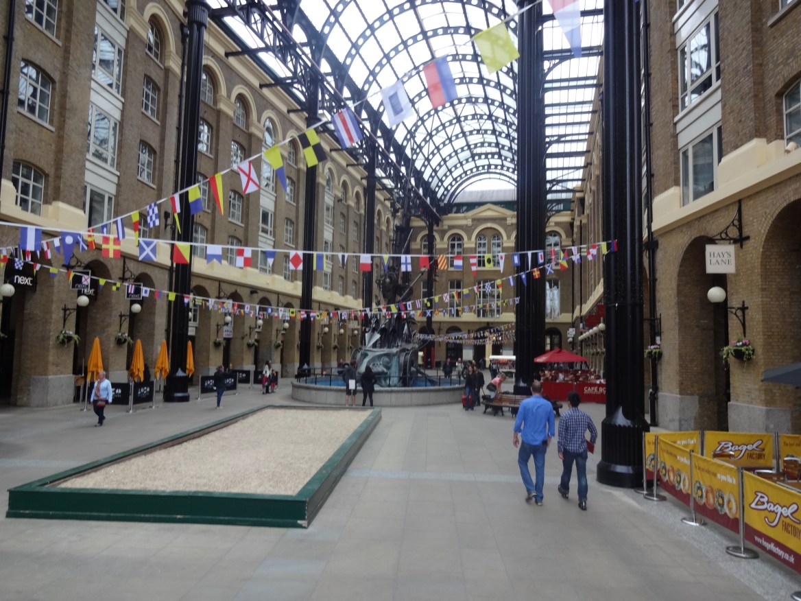 Thames Path: Day 3: London Bridge to Lambeth Bridge | Wright Outta Nowhere